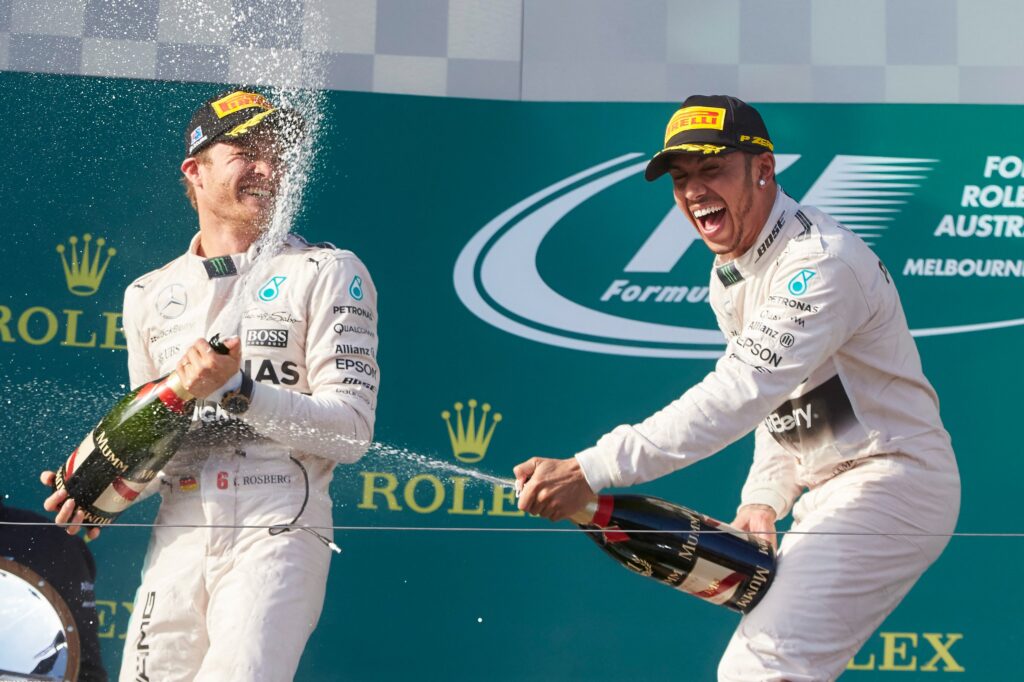 Hamilton: Me veo en Mercedes hasta mis últimos días | El Sumario