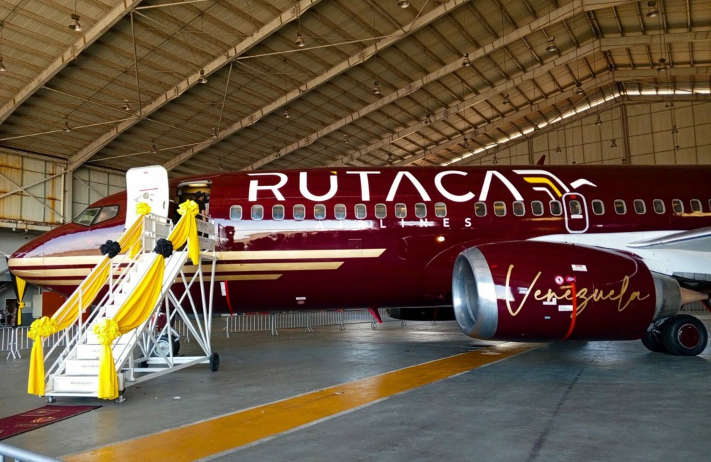 Rutaca Airlines presentó el avión de la Vinotinto | El Sumario