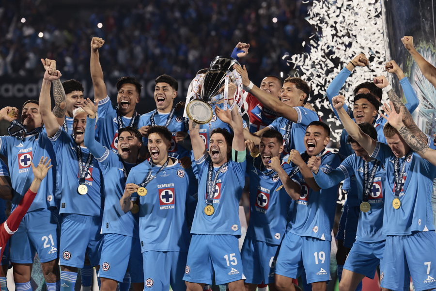 Cruz Azul ganó por goleada la Copa de Campeones de la Concacaf | El Sumario